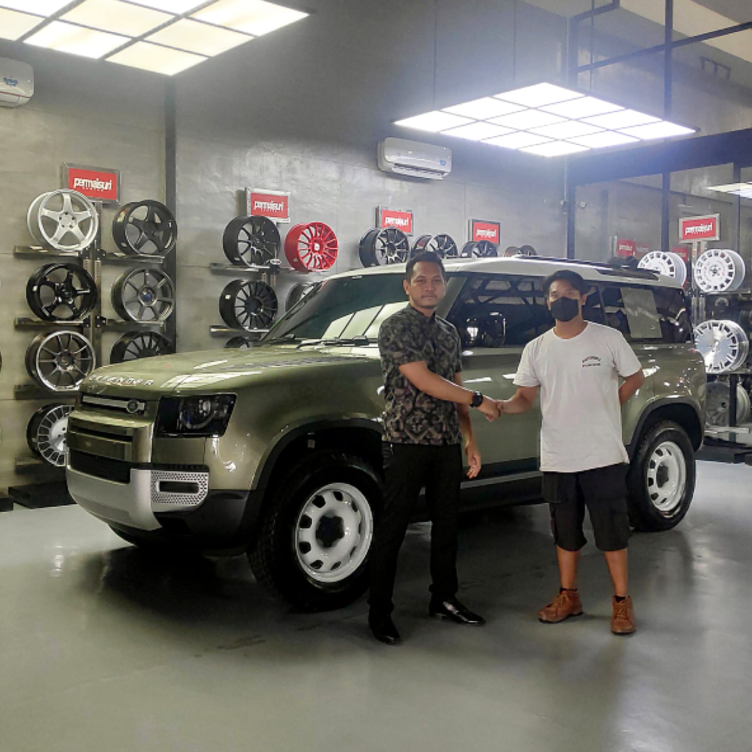 Dealer Land Rover Indonesia | Harga & Promo Terbaru